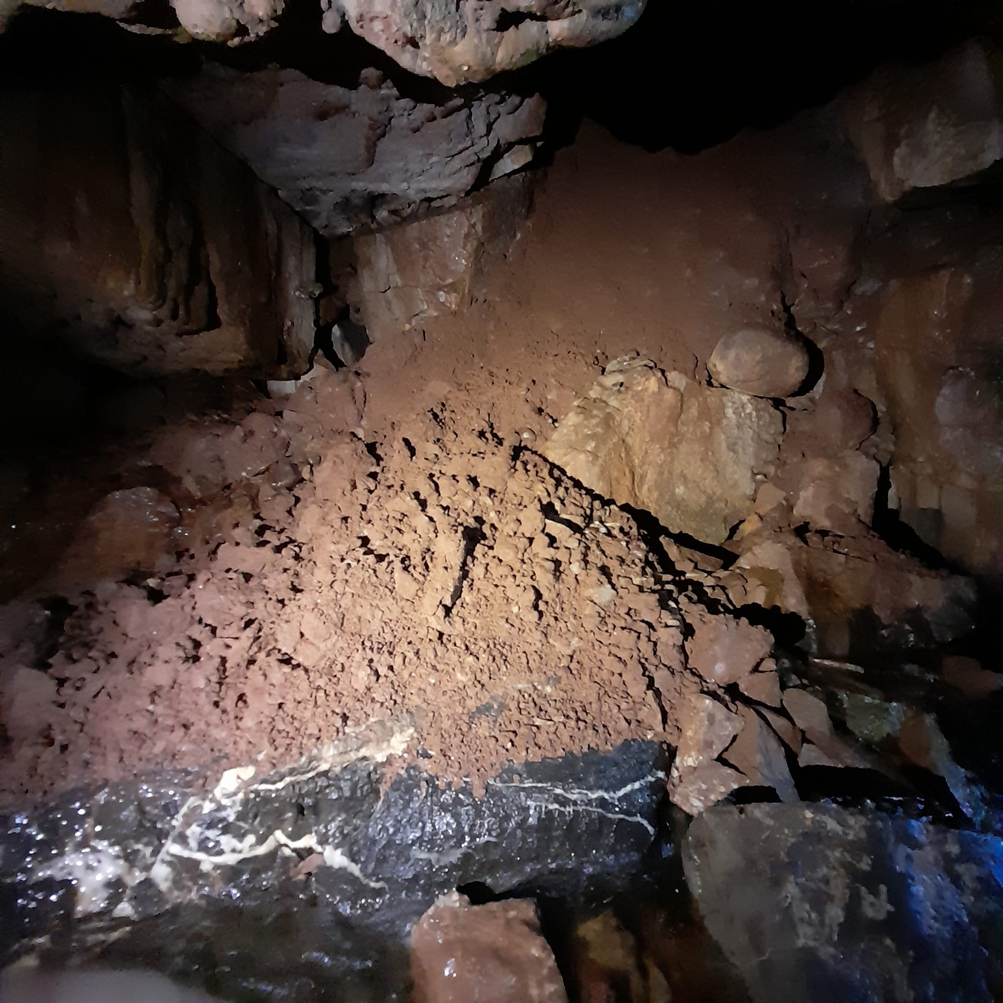 Porth yr Ogof Trademan’s entrance rock fall/collapse – South Wales ...