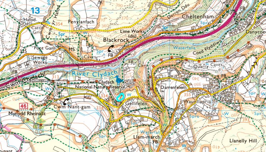 Parking restrictions for layby used to access Ogof Clogwyn, Llanelly ...